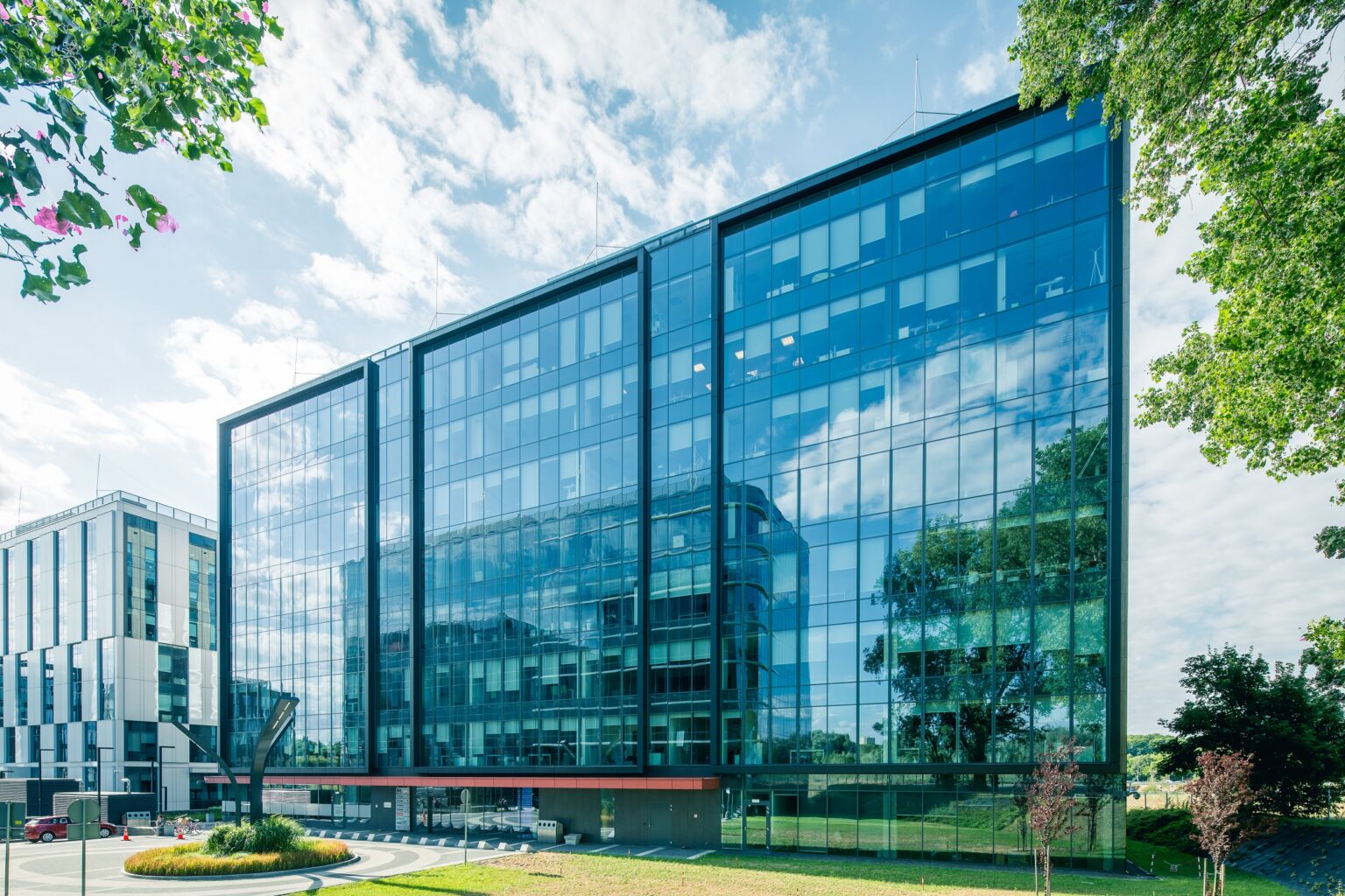 Revetas Capital retains key tenant in B4B - Revetas Capital